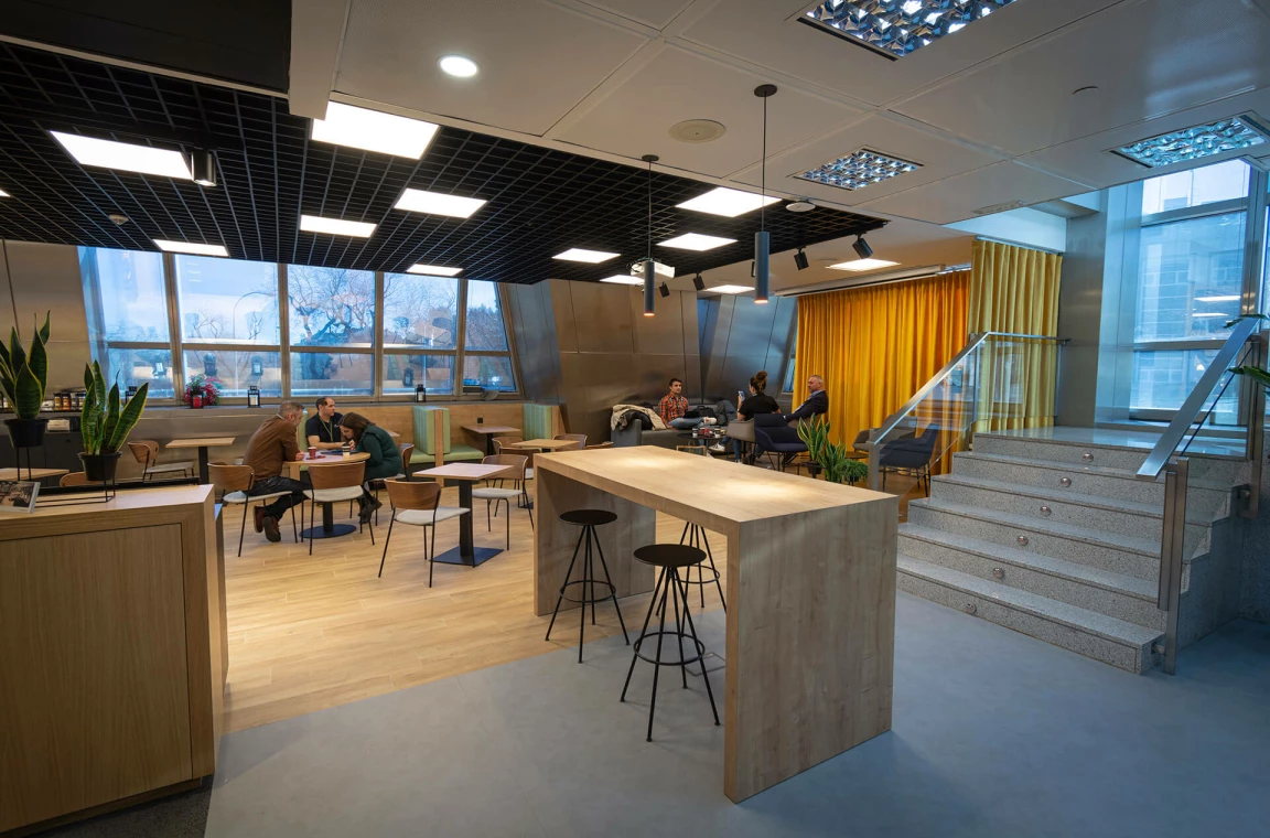 Projects: Offices | Luxiona